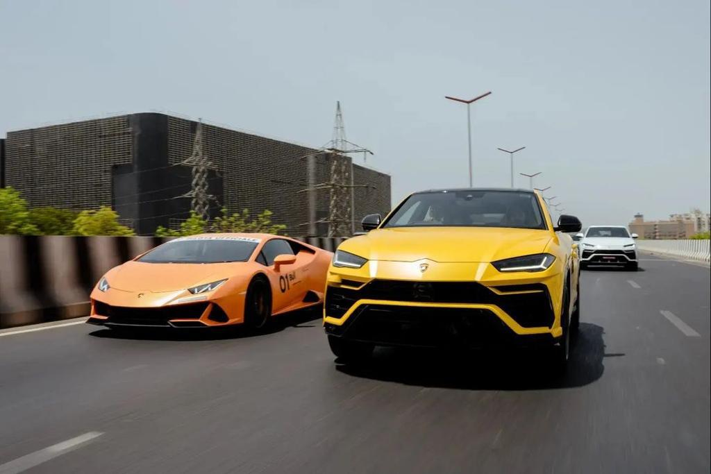 Lamborghini Bull Run - Infinity Cars