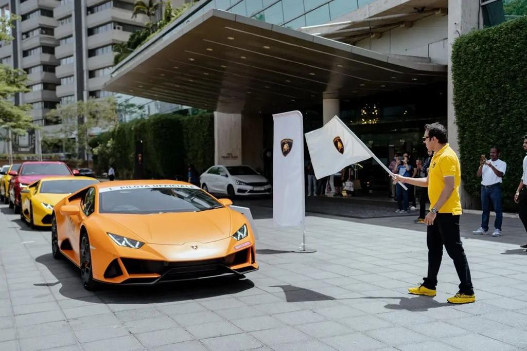 Lamborghini Bull Run - Infinity Cars